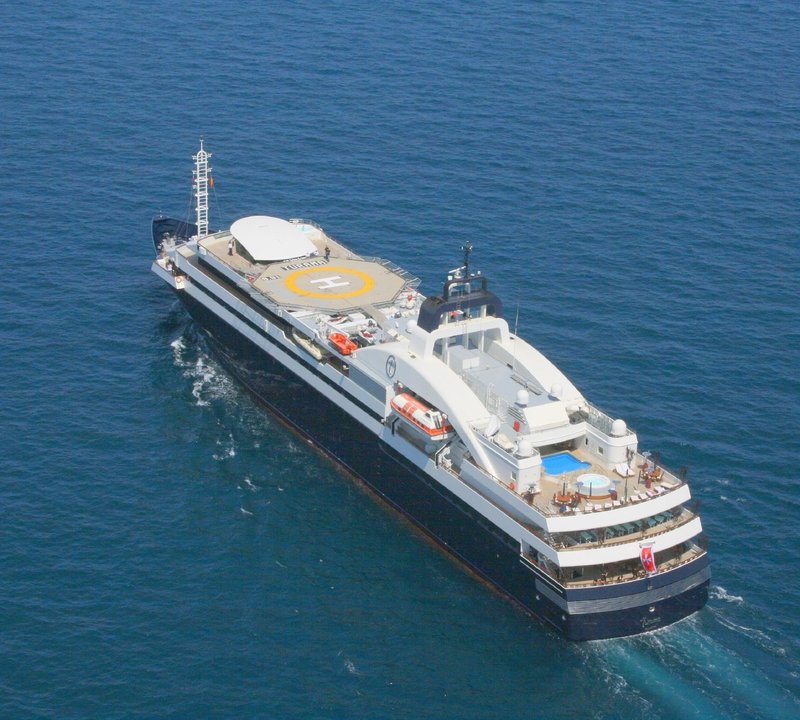 Yacht TURAMA, Luxury yacht | CHARTERWORLD Luxury Superyacht Charters